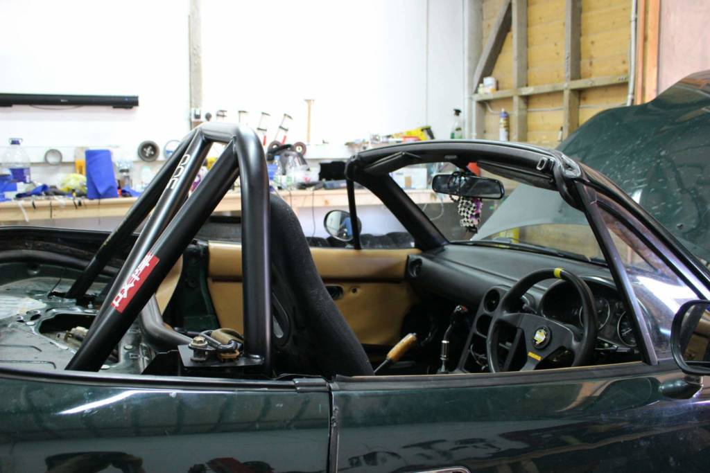 MX5 Motamec MRX Fibreglass Bucket Seat